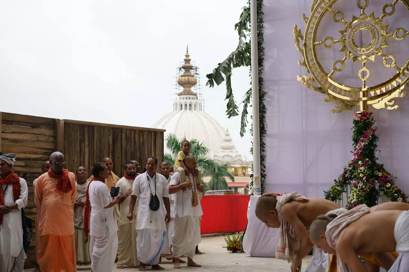 TOVP Chakra Installation a Milestone Event - Temple of the Vedic ...